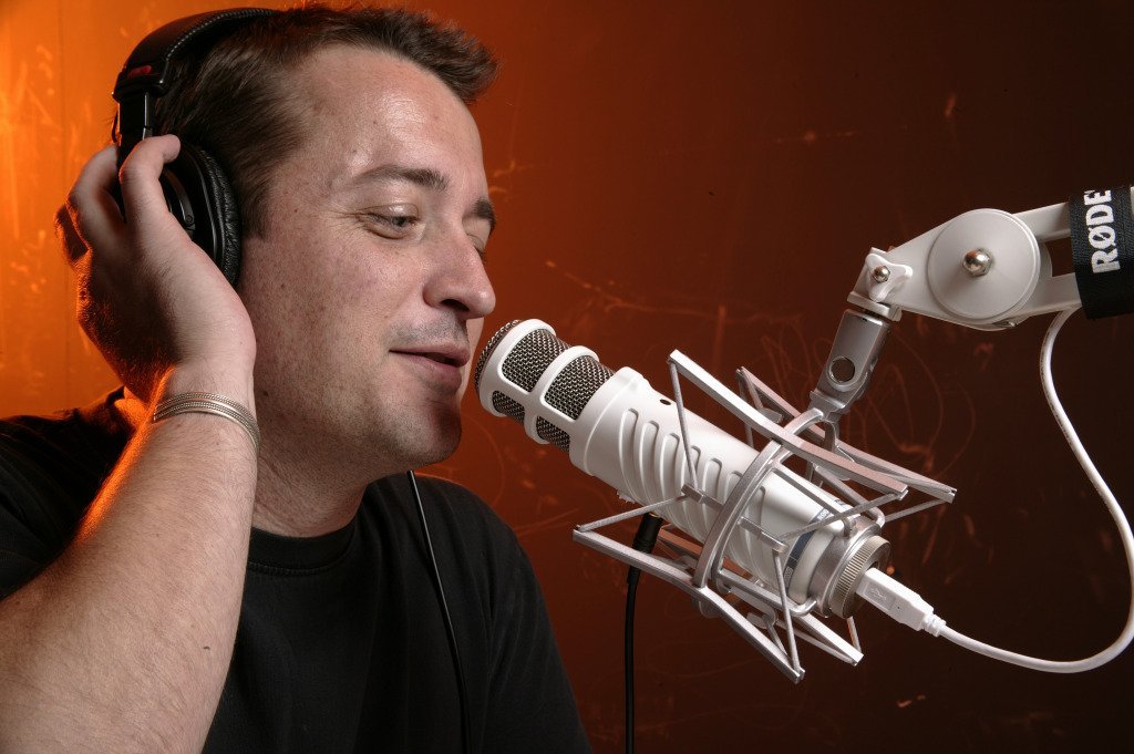 How to Make a Podcast - Best Tips in 2019 - Freemake